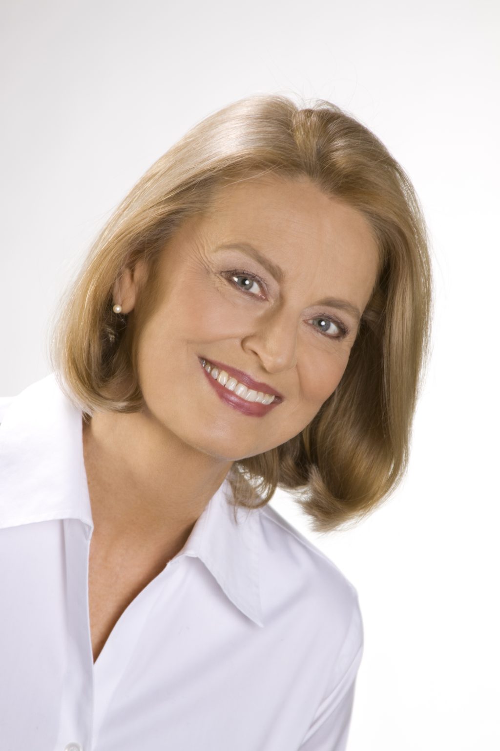 Who’s Who in Cultural Intelligence: Ann Delap – Public Intelligence Blog